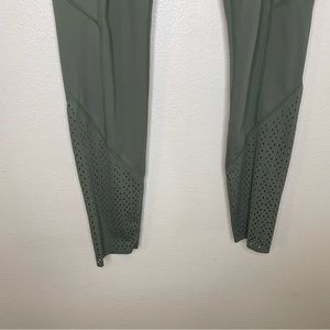 ZYIA | Pants & Jumpsuits | Zyia Sage Green Chill Pocket Vented Leggings ...